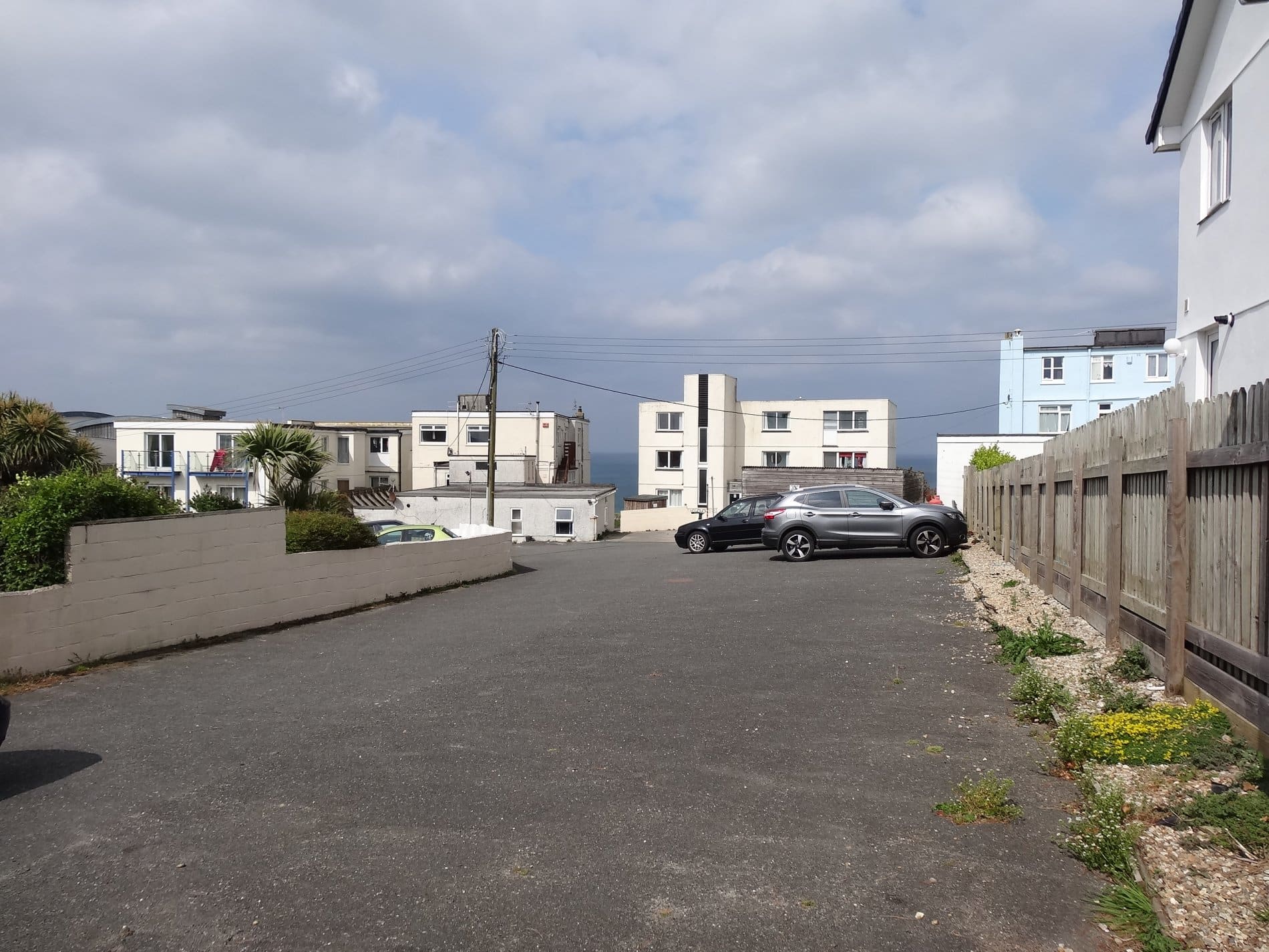 Newquay - Porth Cove Hotel, Watergate Road - KLP