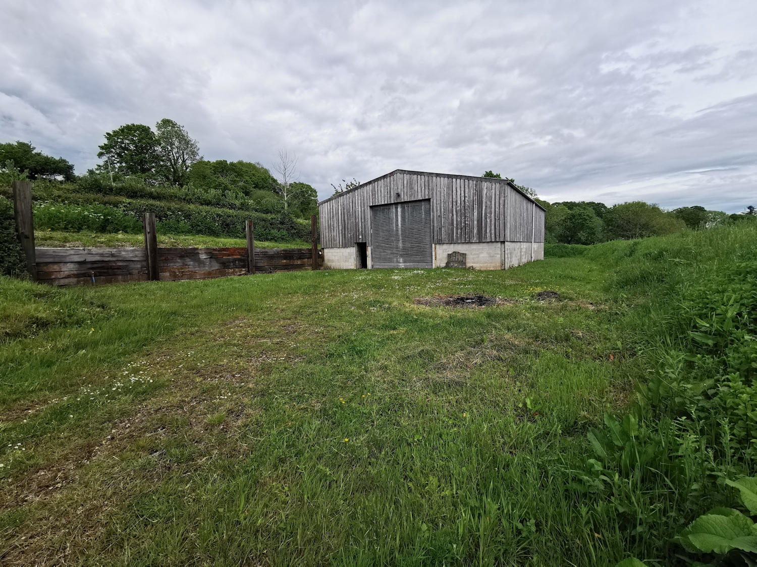 Whitestone - Barn For Conversion & Land At Hill Farm Barn - KLP